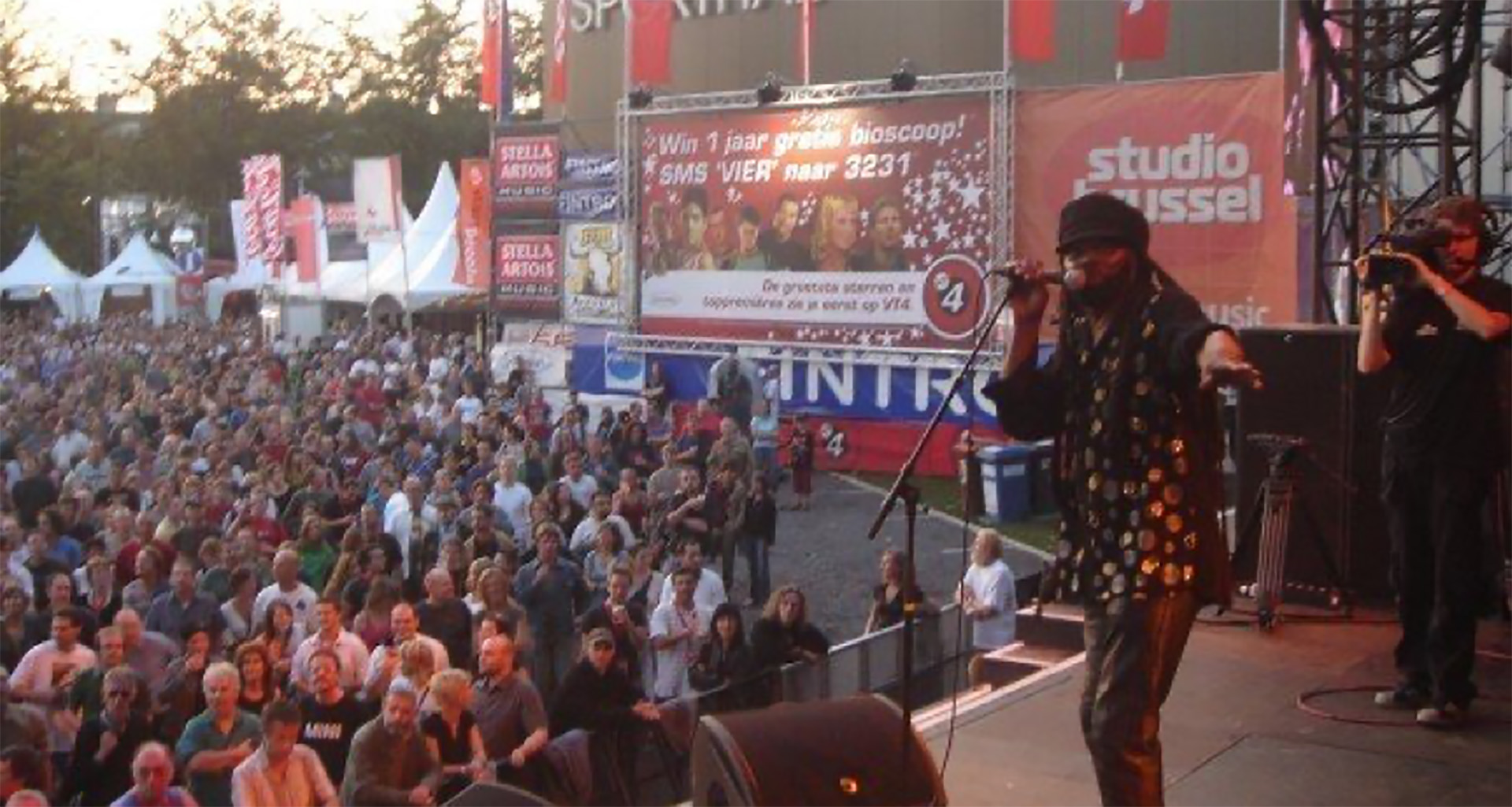 Biography - The Official: Delroy Williams Website